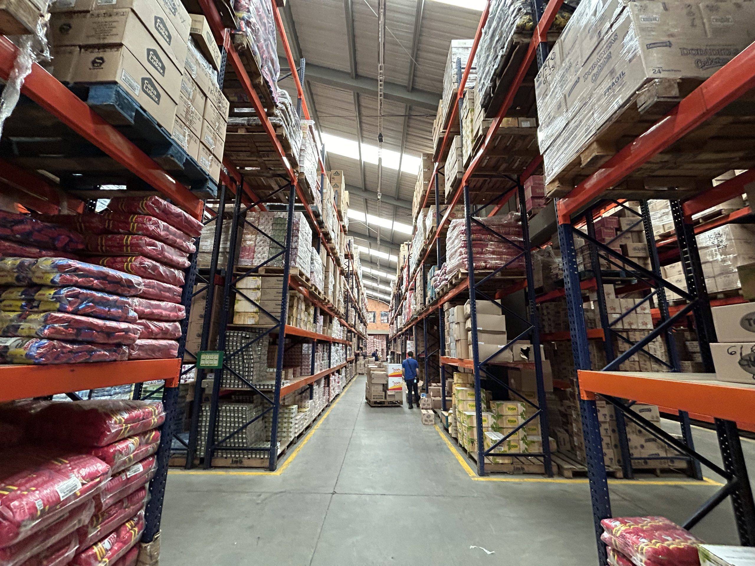 Racks para Logística ¿Qué Son? Tipos y Beneficios - tegdiseno.com